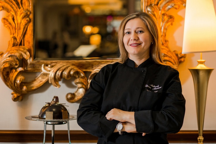 Mihaela Dima, Pastry Chef Athénée Palace Hilton: “Cred cu tarie ca ...